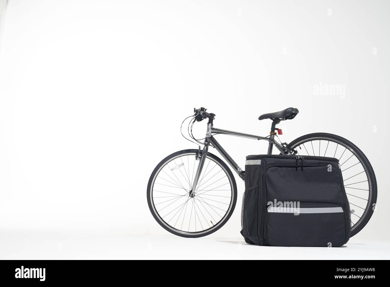 Delivery bicycle japan hi-res stock photography and images - Alamy