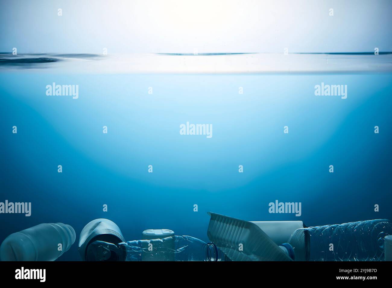 Debris at the bottom of the water Stock Photo - Alamy