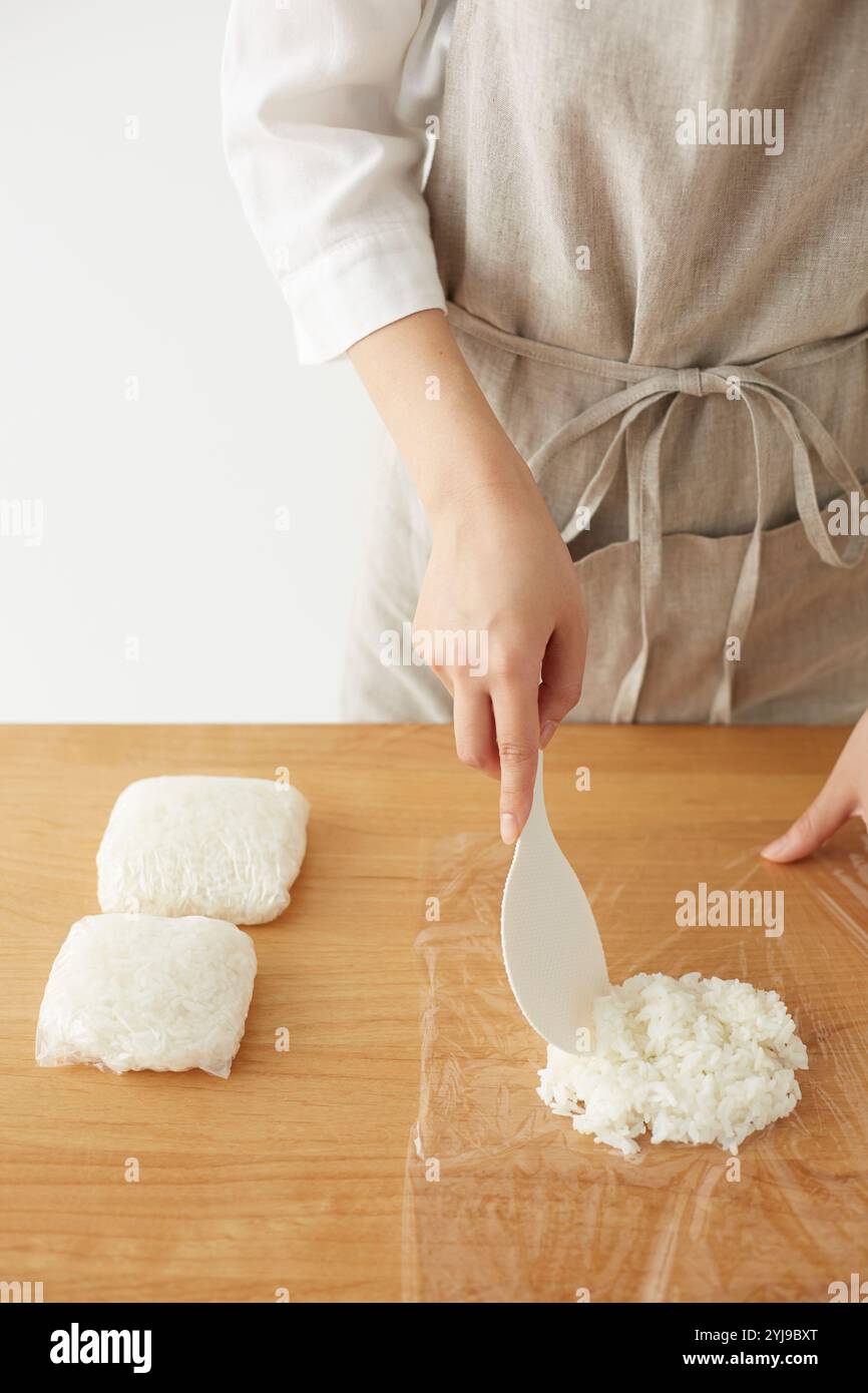 Small portions table hi-res stock photography and images - Alamy