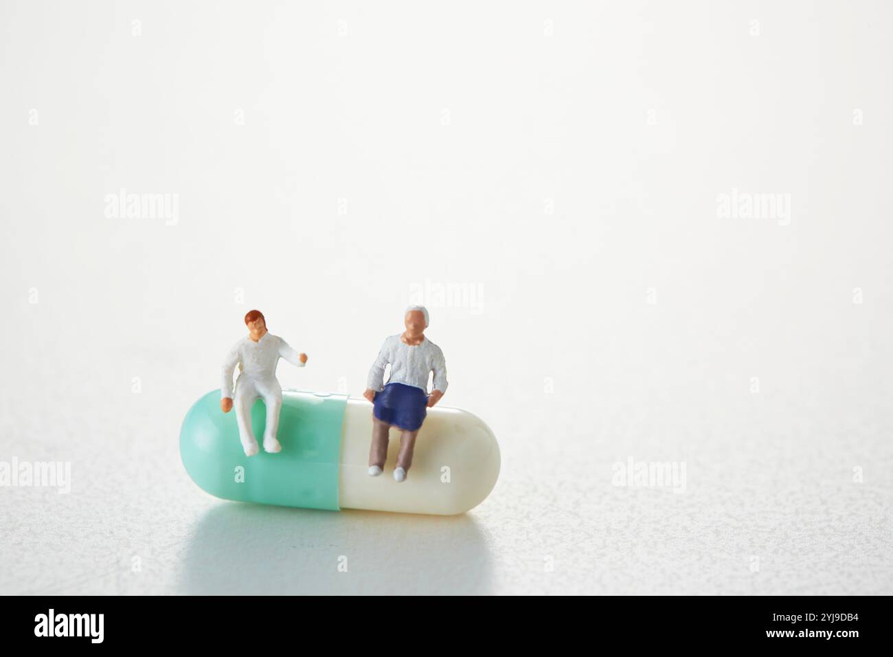 Old capsule hi-res stock photography and images - Alamy