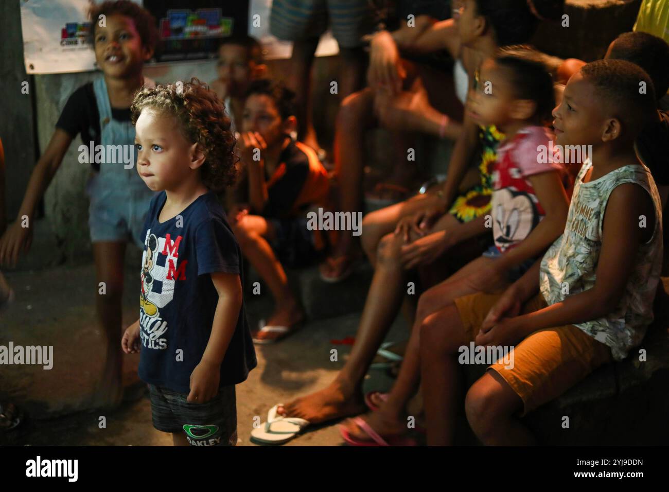 Favelas children hi-res stock photography and images - Alamy