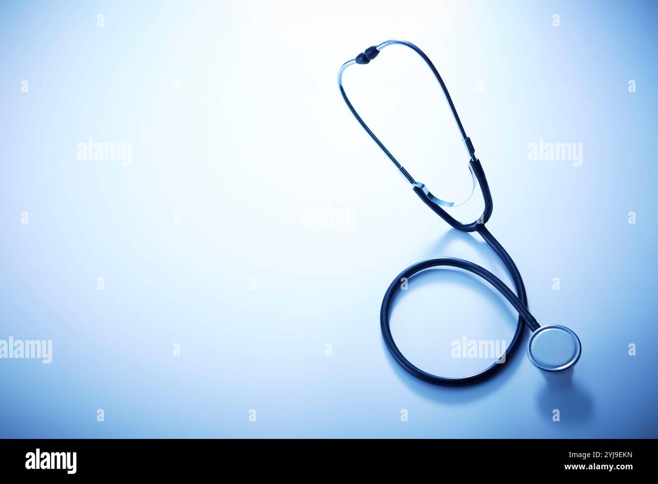 Stethoscope on table hi-res stock photography and images - Alamy