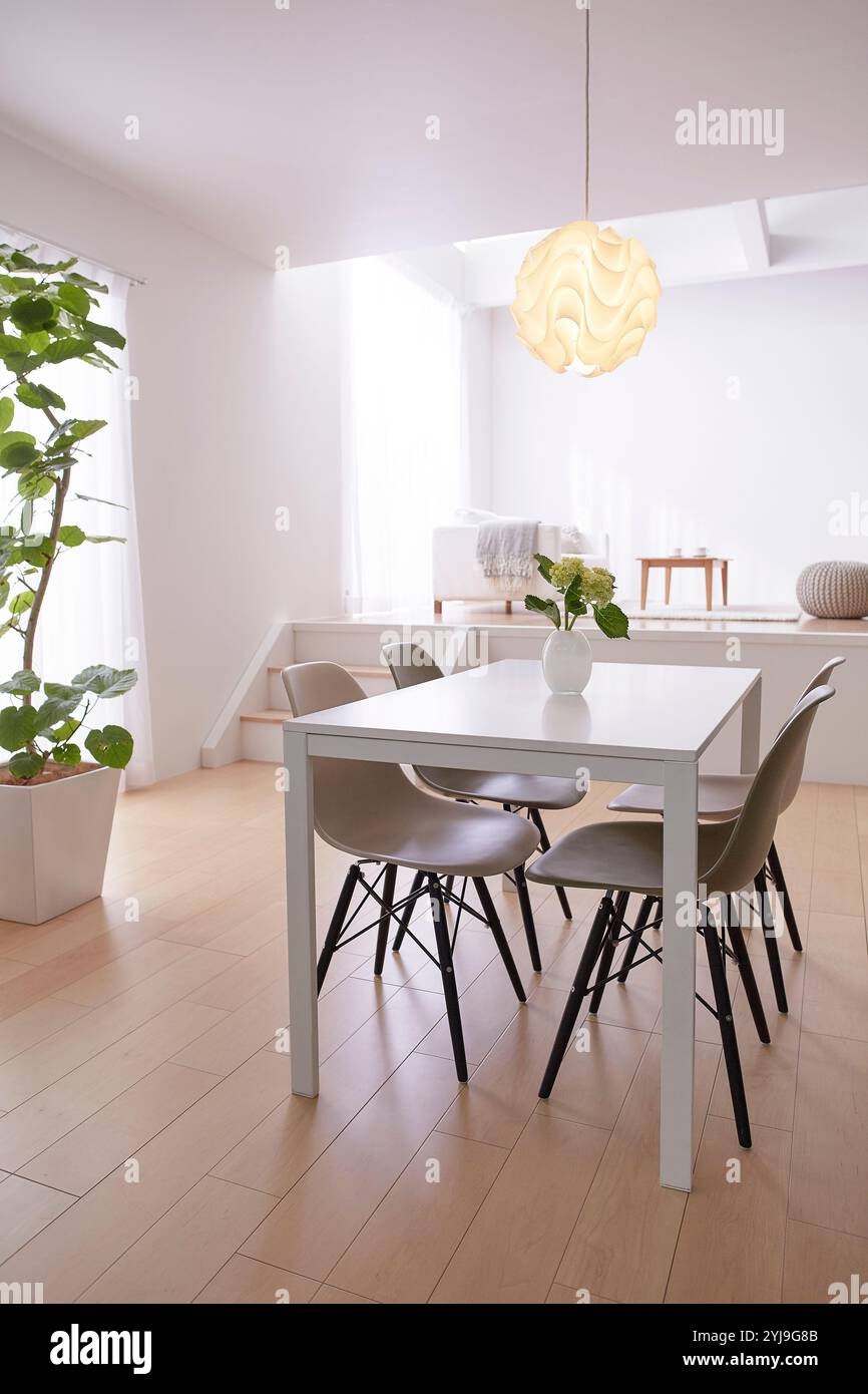 Large, simple room on step floor Stock Photo - Alamy