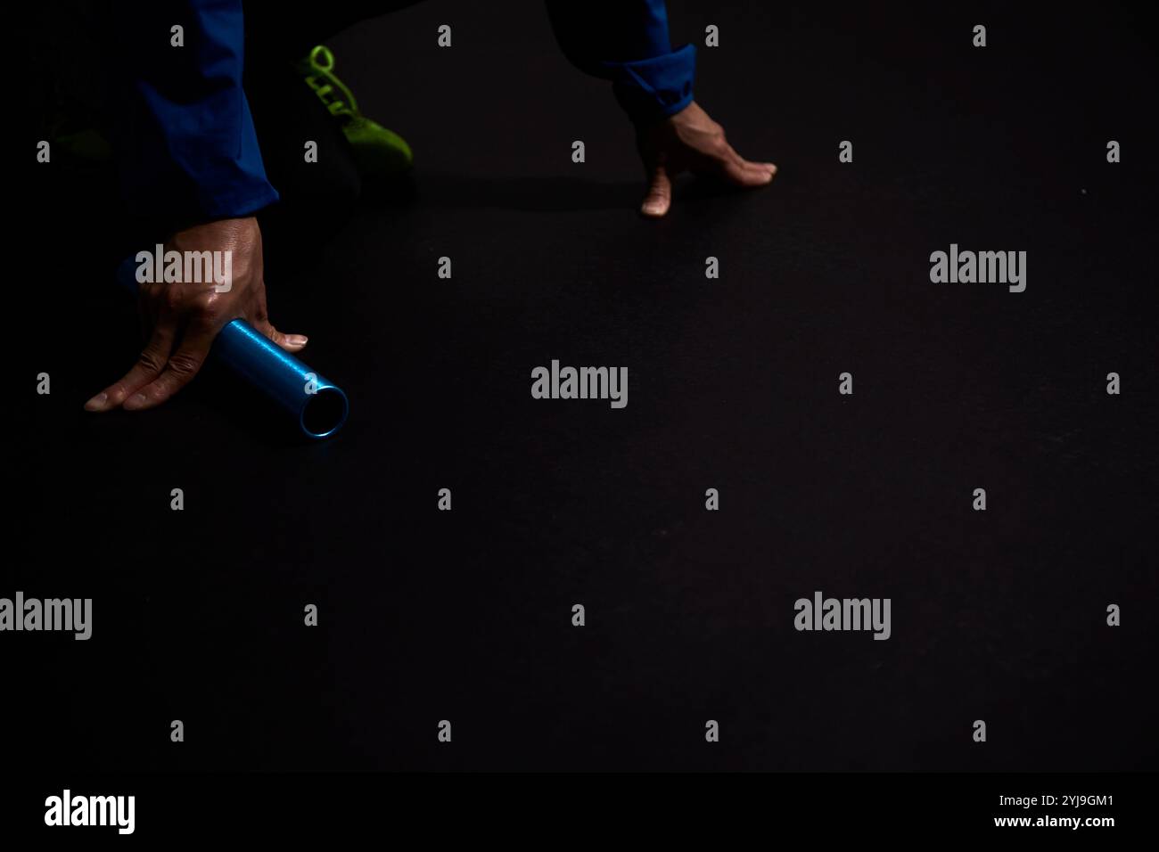 Athlete on starting position hi-res stock photography and images - Alamy