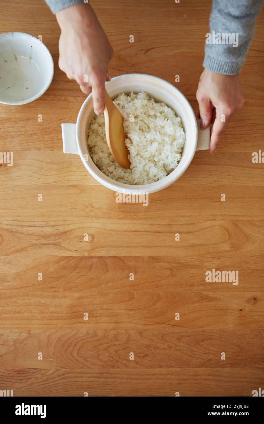 Womans housework hi-res stock photography and images - Alamy