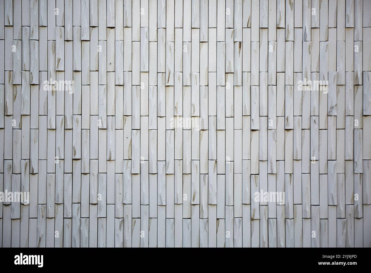 Old dirty tile wall hi-res stock photography and images - Alamy