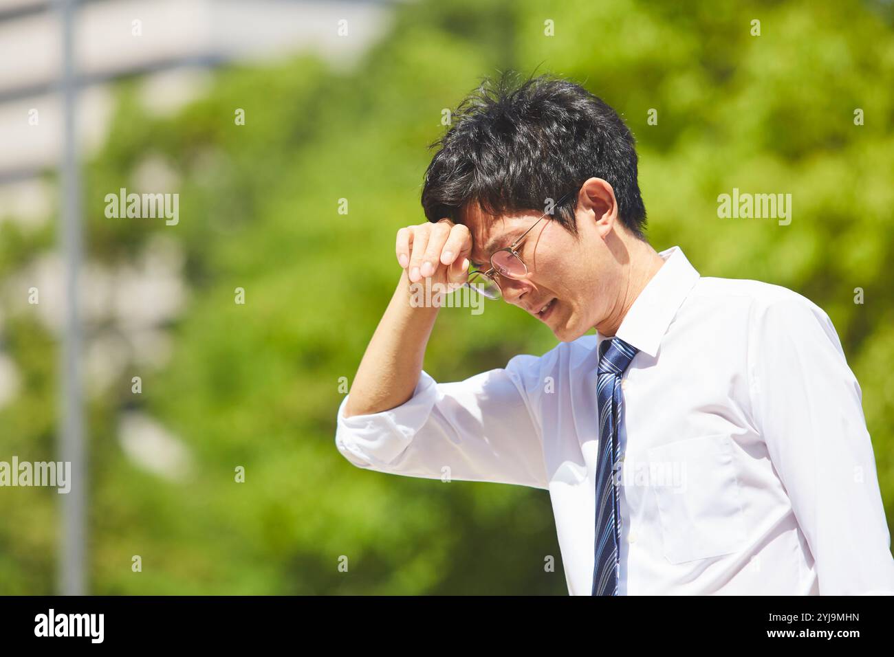 Heat stroke and worker hi-res stock photography and images - Alamy