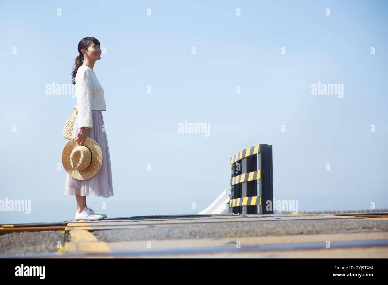Woman stopping look around landscape hi-res stock photography and ...