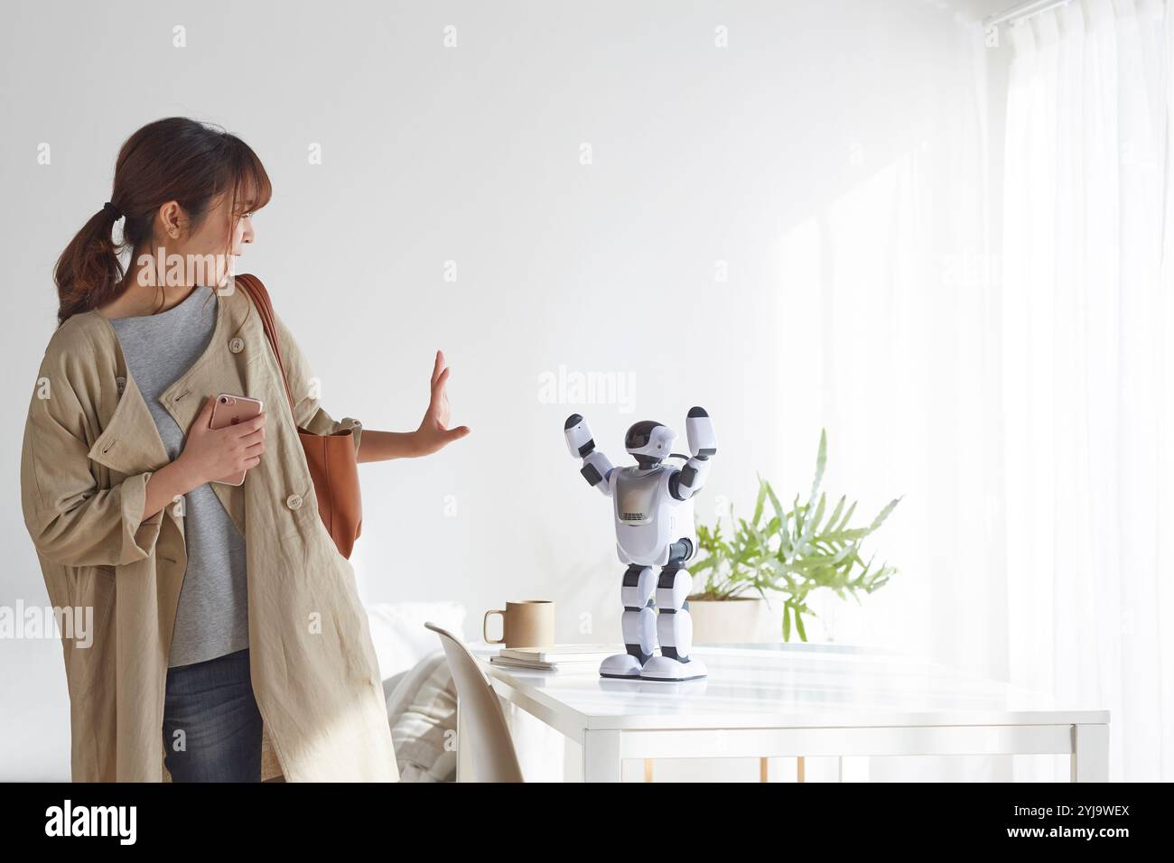 Robot partner hi-res stock photography and images - Alamy