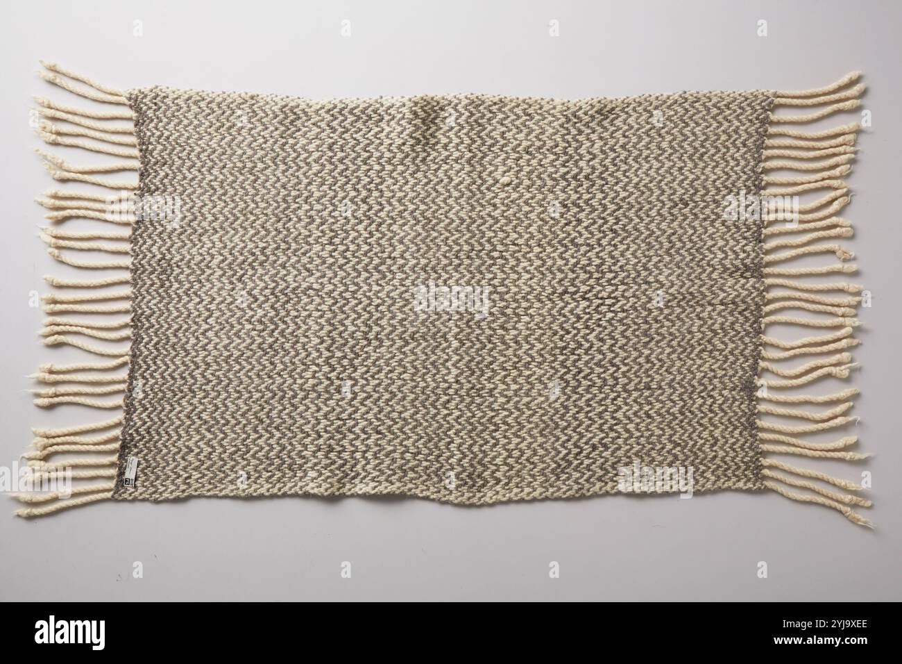 Fringe pattern hi-res stock photography and images - Alamy