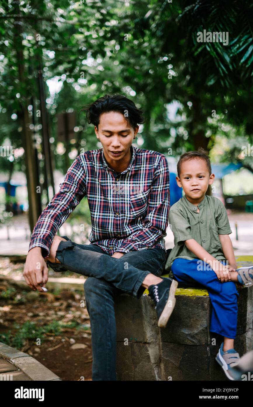 A filipino family hi-res stock photography and images - Alamy