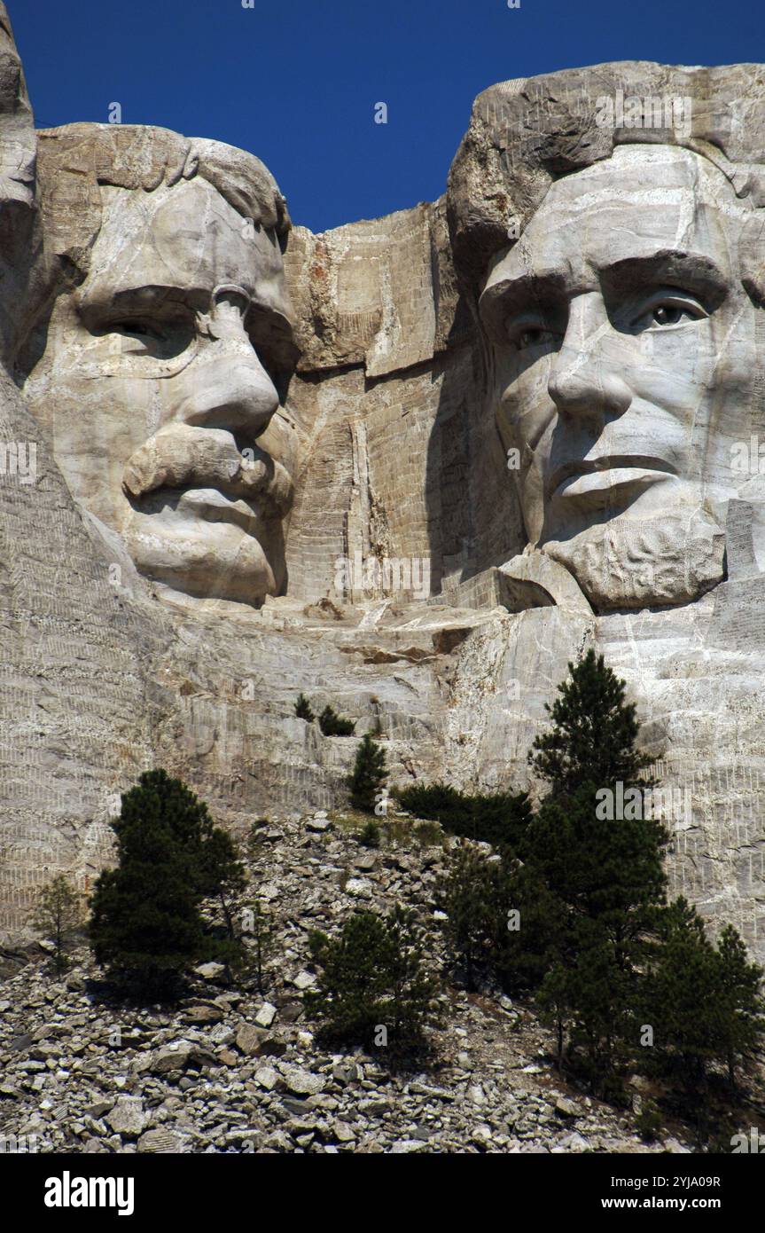 United States. Mount Rushmore National Memorial. Heads of the United ...