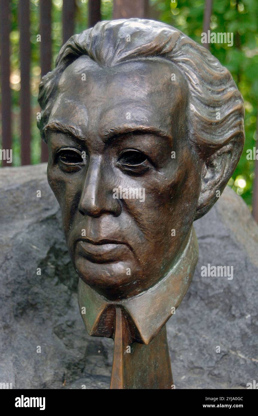 Frank Lloyd Wright (1867-1959). American architect. Monument to Wright ...