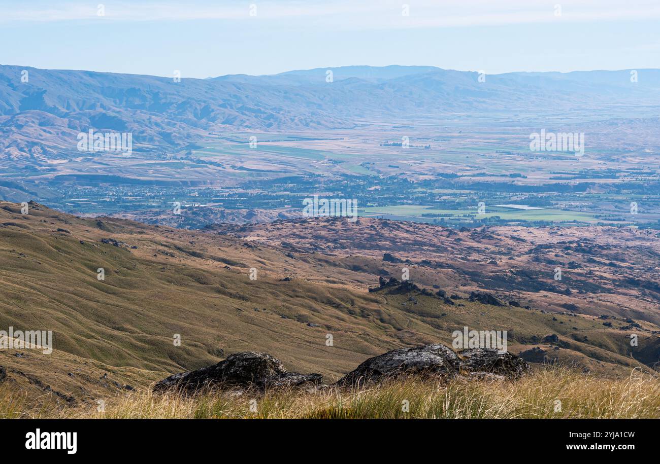 Beautiful mountainous landscape dry central otago new zealand yellow ...