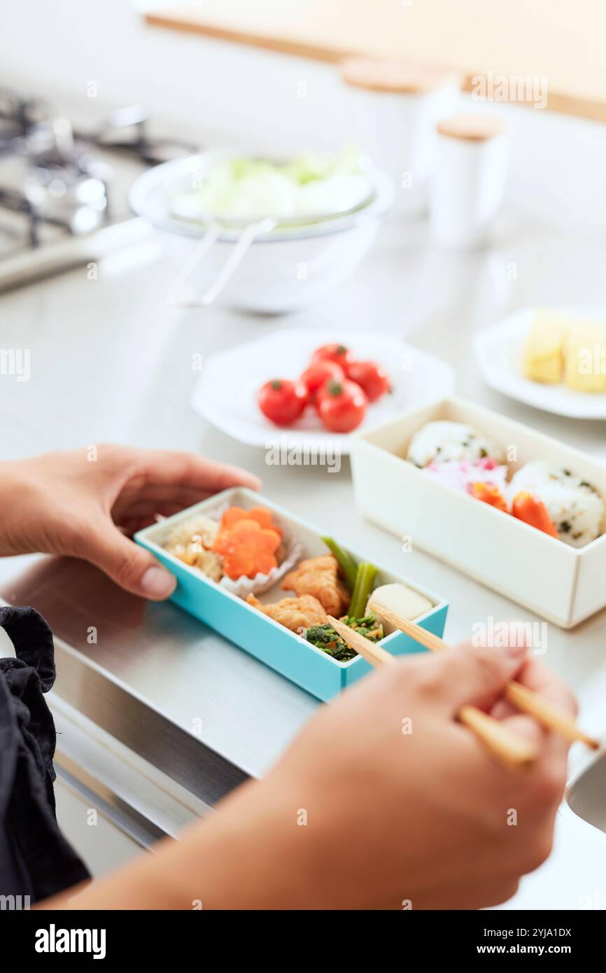 Making fried rice in kitchen hi-res stock photography and images - Alamy