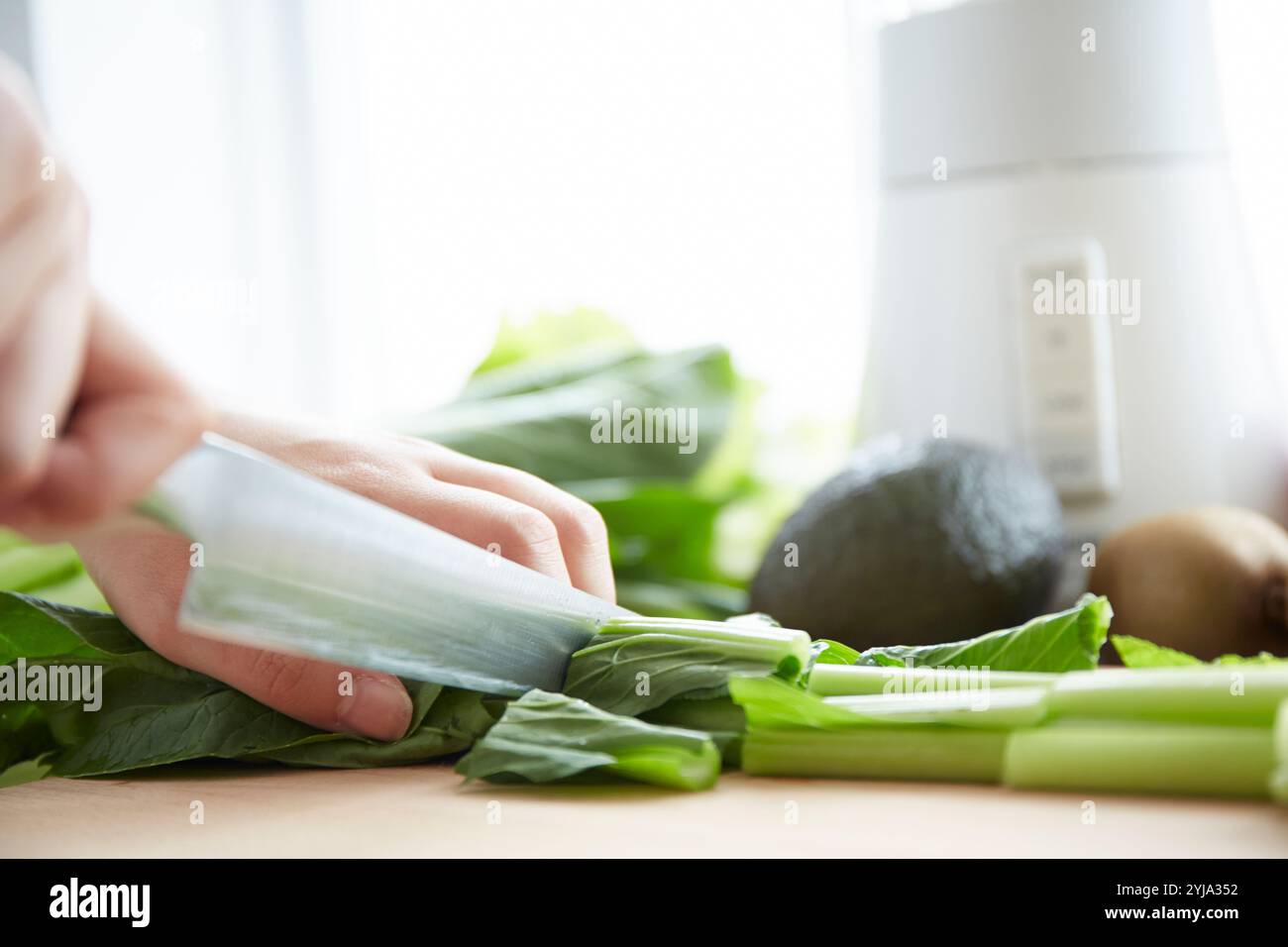 Spinach and kiwi hi-res stock photography and images - Alamy