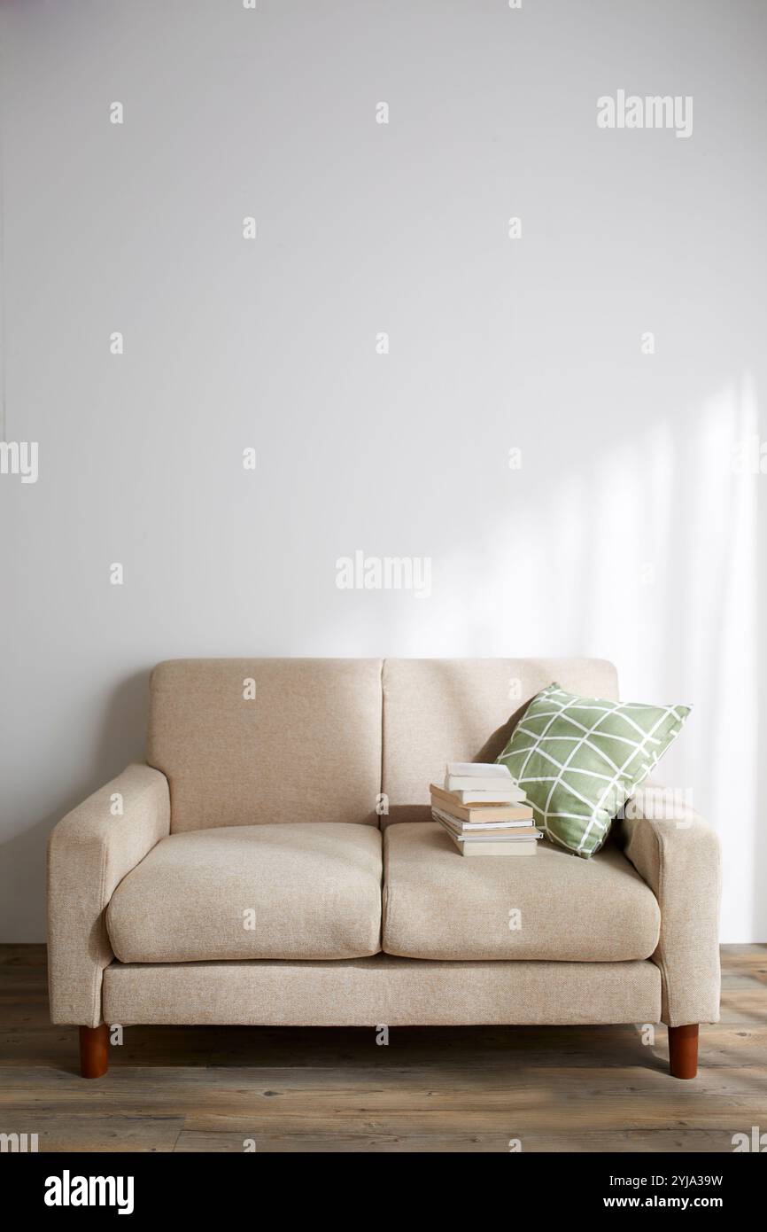 Shining room hi-res stock photography and images - Alamy