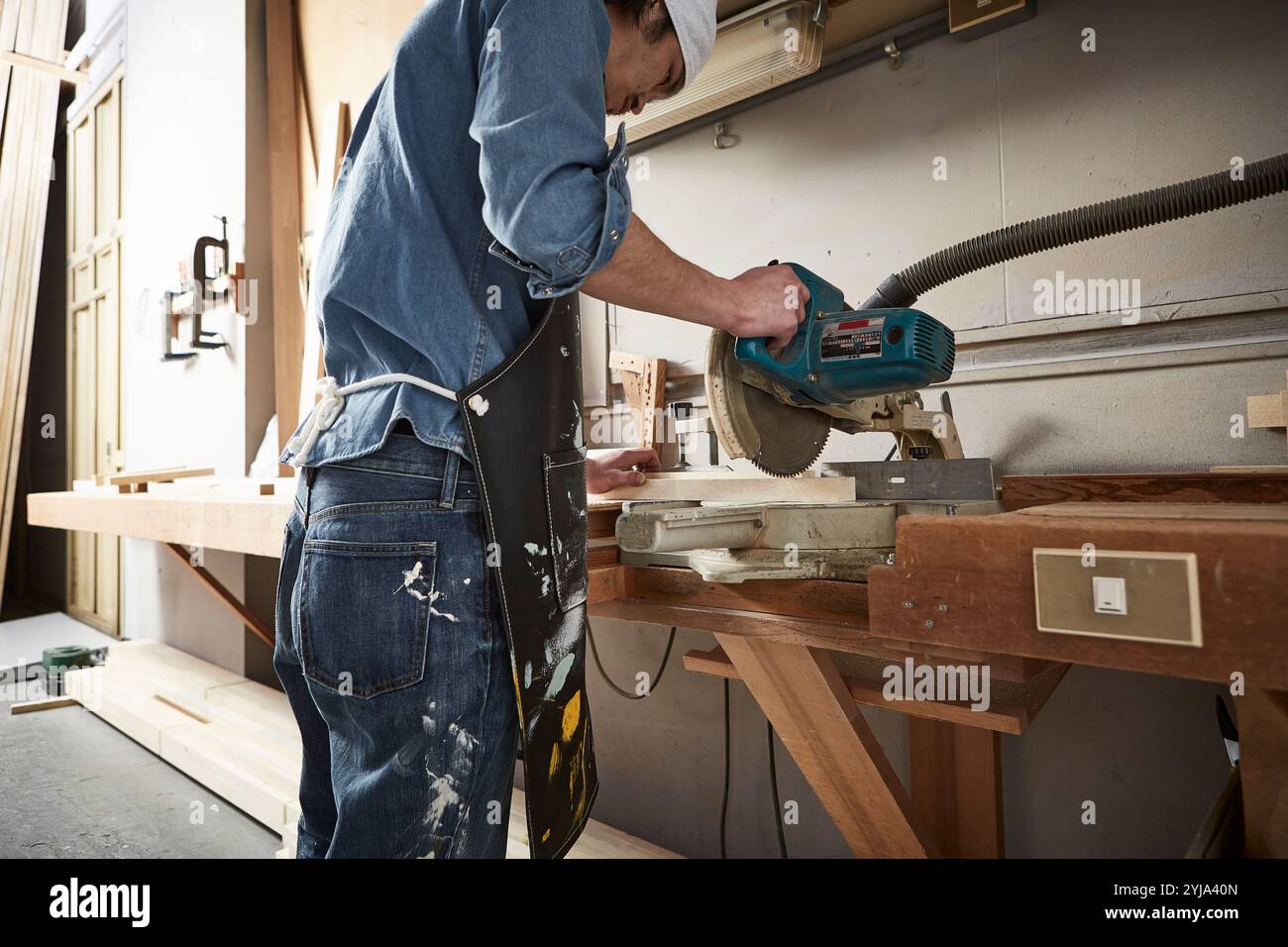 Wood cutting concentration hi-res stock photography and images - Alamy