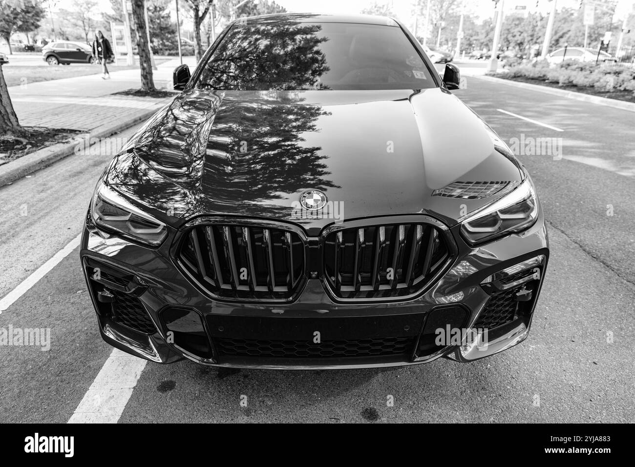 Bmw m front view Black and White Stock Photos & Images - Alamy