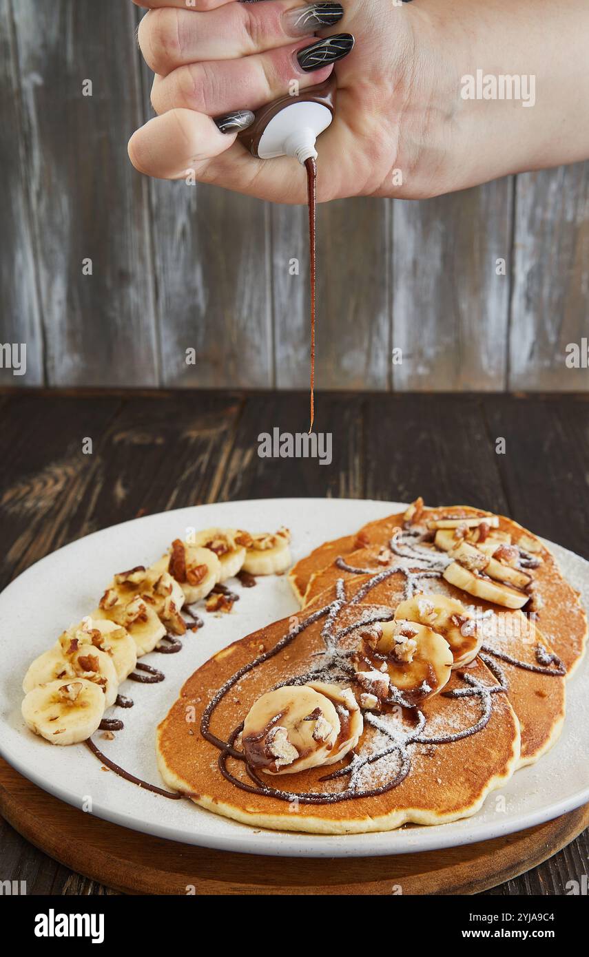 Chefstyle hi-res stock photography and images - Alamy