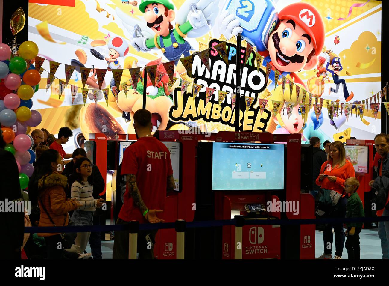 Nintendo mario games 2024 hi-res stock photography and images - Alamy
