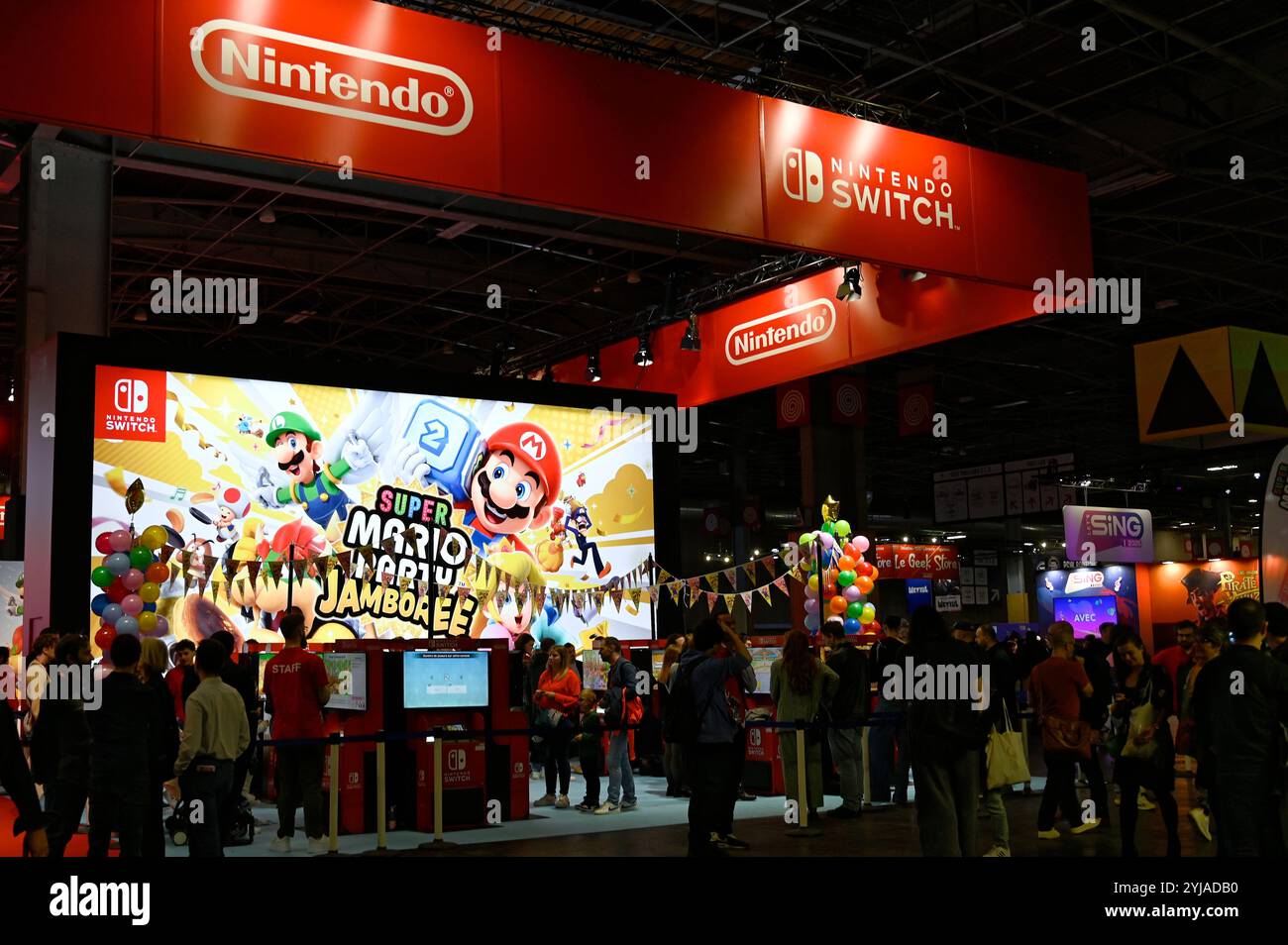 Super mario party hi-res stock photography and images - Alamy