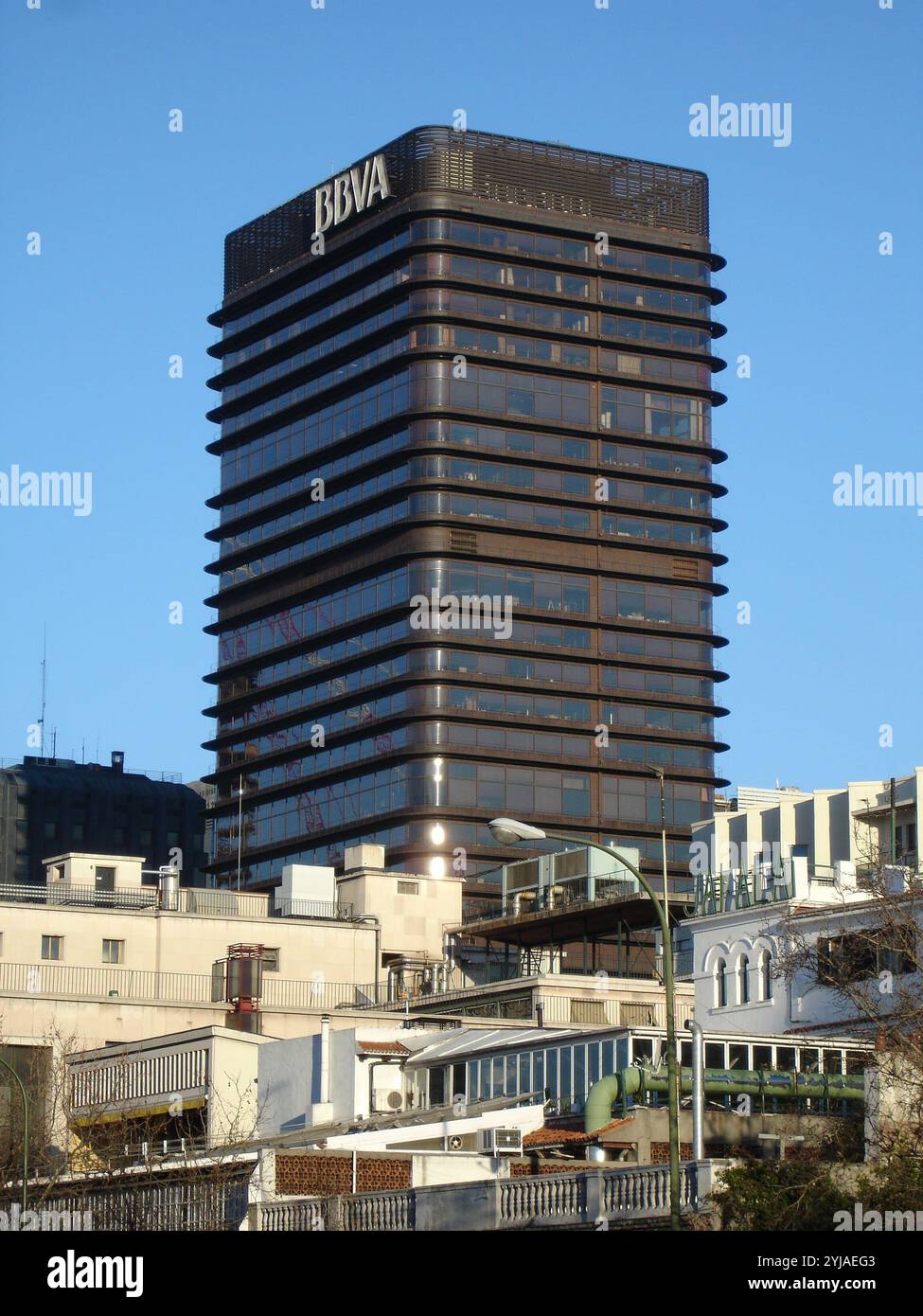 EDIFICIO BBVA CONTRUIDO ENTRE 1971 Y 1978. Author: SAENZ DE OIZA FRANCISCO JAVIER. Location ...
