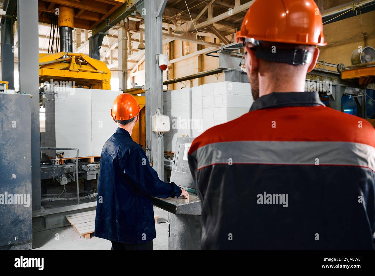 Lime on panel hi-res stock photography and images - Alamy