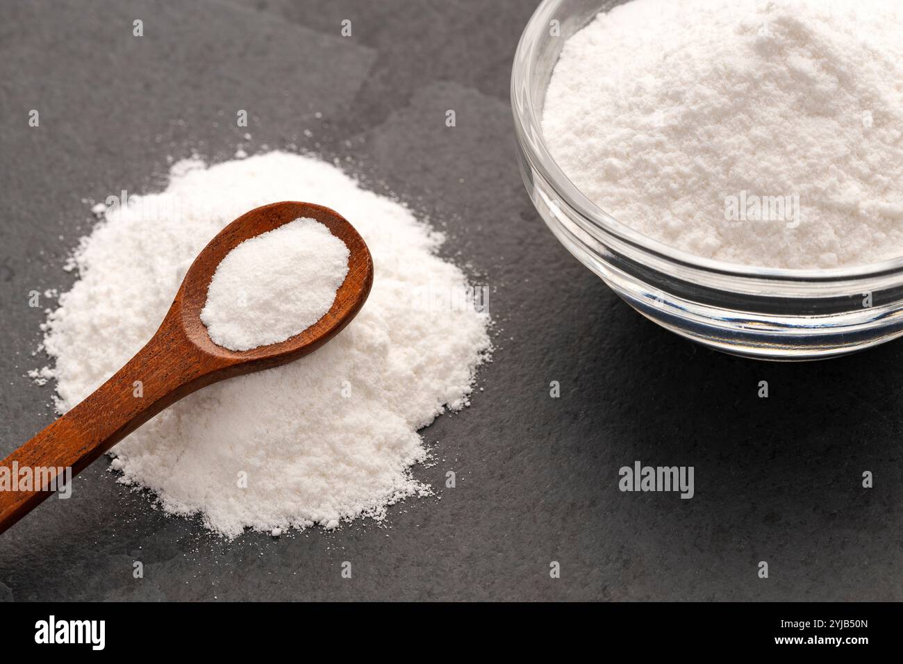 Baking soda - Crystalline solid compound in spoon and bowl Stock Photo ...