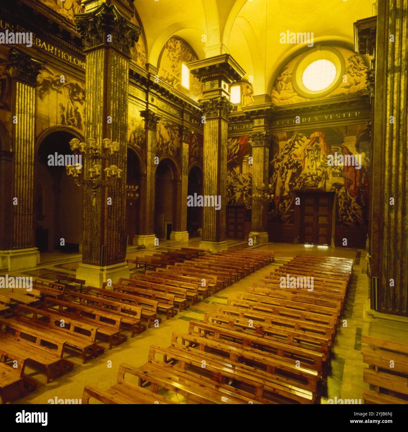 Catedral de san pedro de vic hi-res stock photography and images - Alamy