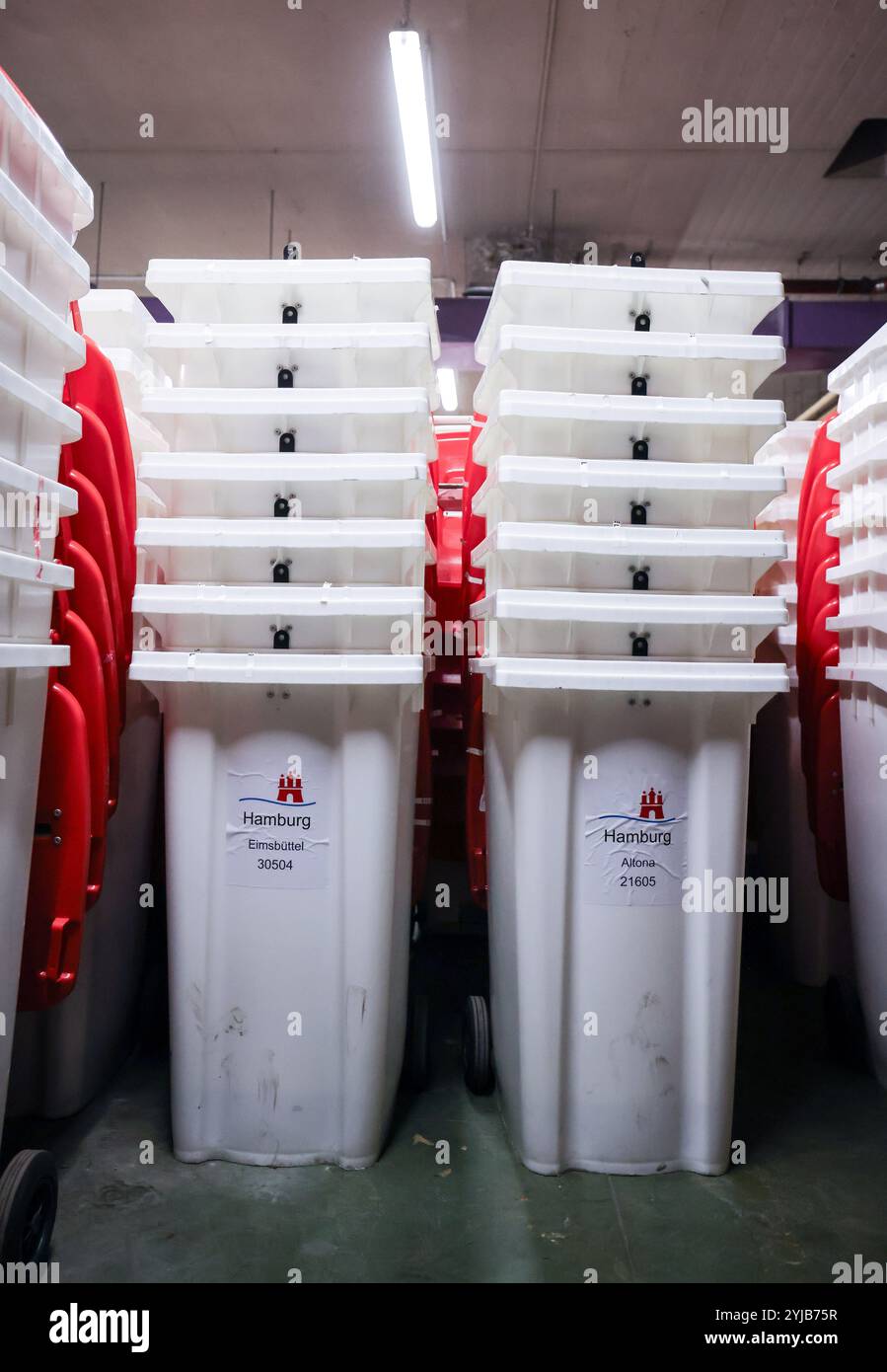 PRODUCTION - 14 November 2024, Hamburg: Ballot boxes are stacked in a ...