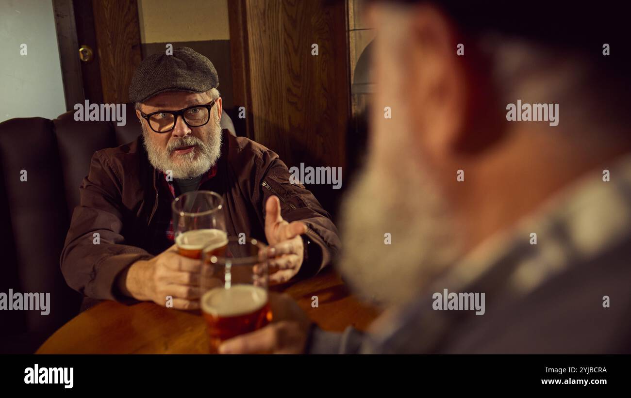 Bearded man bar friend drinking hi-res stock photography and images - Alamy