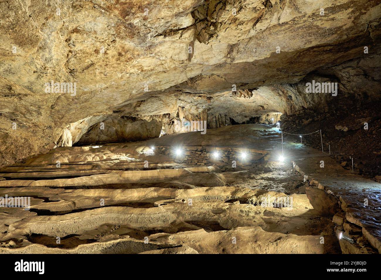 Vjetrenica cave hi-res stock photography and images - Alamy