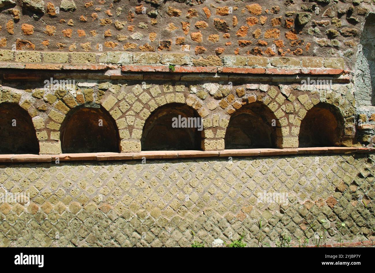 Roman columbarium hi-res stock photography and images - Alamy