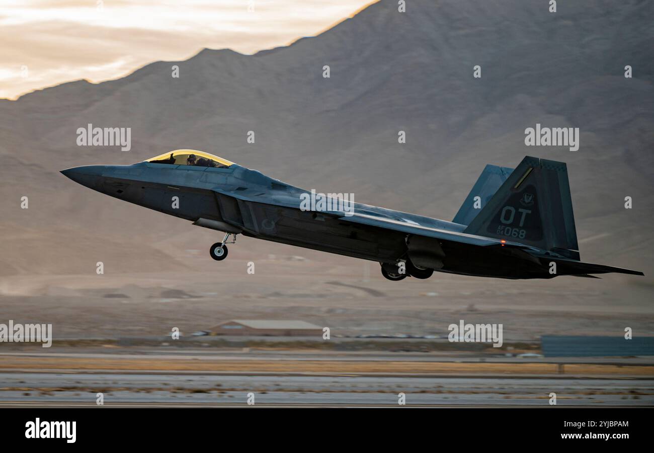 An F-22 Raptor fighter jet assigned to the 422nd Test and Evaluation ...