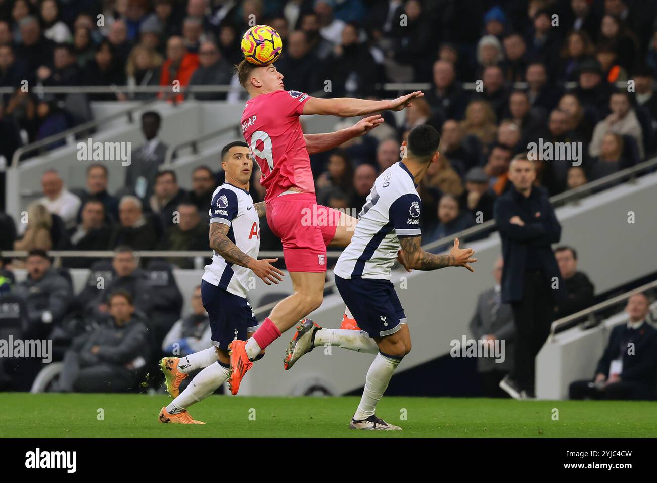 Reguilon tottenham 2024 hi-res stock photography and images - Alamy