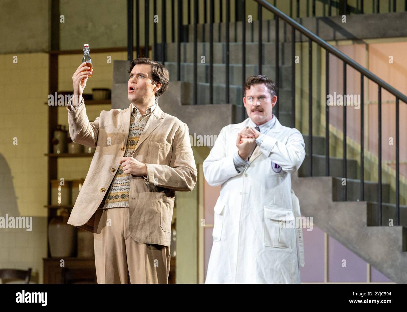 Land girls world war ii hi-res stock photography and images - Alamy