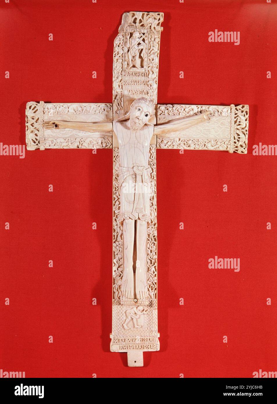 Ivory Crucifix of Ferdinand I and Queen. Sancha (obverse). XI century ...