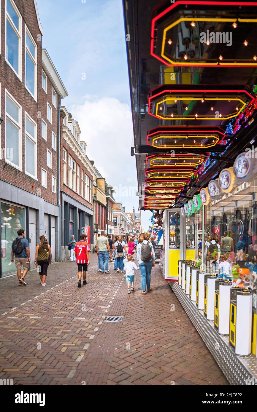 Alkmaar, Netherlands - Aug 30, 2024: Bustling street market in Alkmaar ...