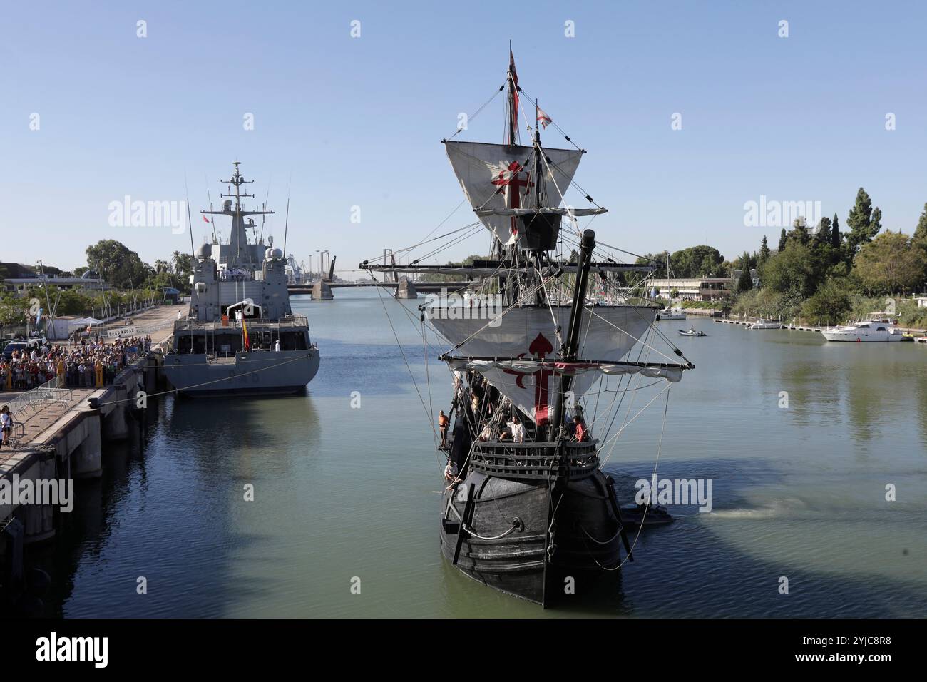 Seville, 09/08/2022. Arrival of the Nao Victoria and disembarkation of ...