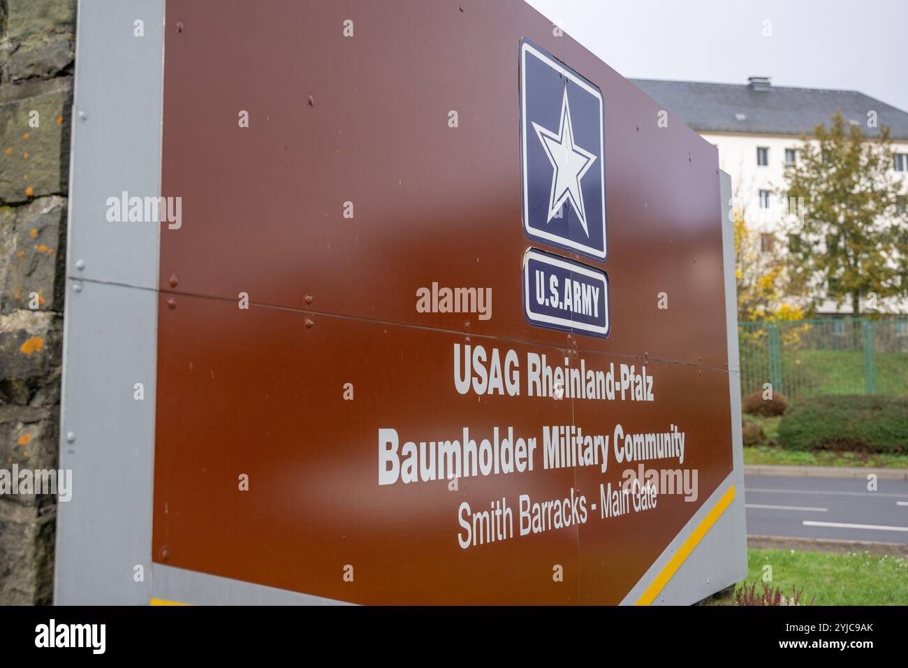 Baumholder Germany 14th Nov 2024 A Site Sign Points To The US Army baumholder-germany-14th-nov-2024-a-site-sign-points-to-the-us-army