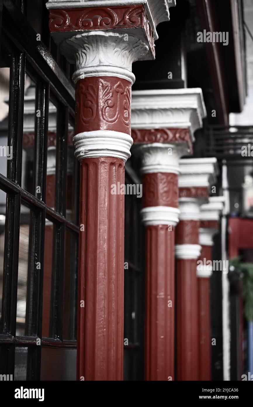 Unfluted columns hi-res stock photography and images - Alamy