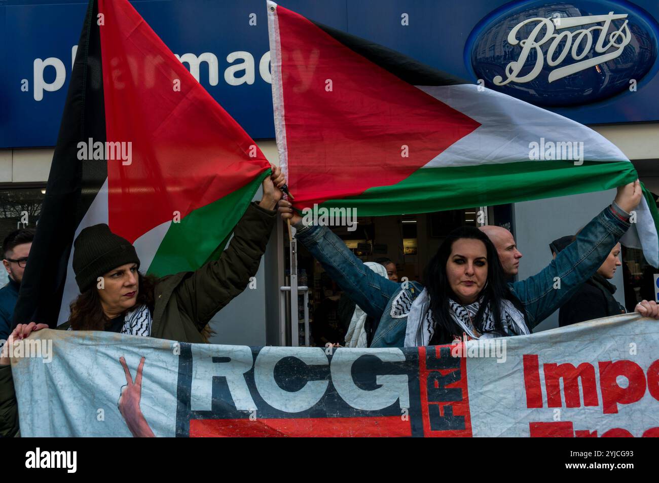 1976 protest against apartheid hi-res stock photography and images - Alamy