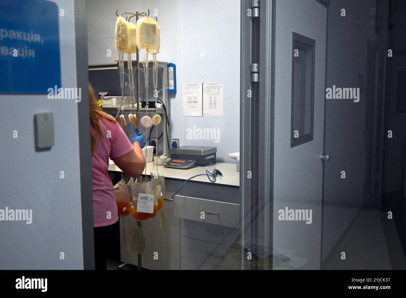 Pathogen reduction hi-res stock photography and images - Alamy