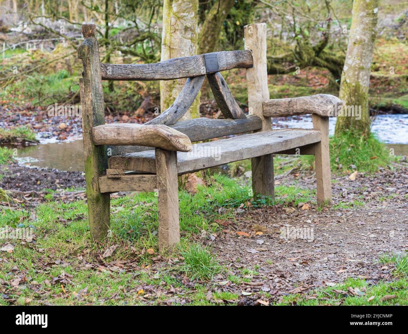 Memorial bench hi-res stock photography and images - Alamy