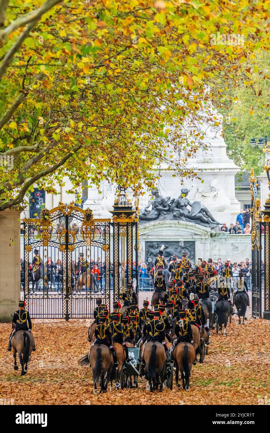 London, UK. 14th Nov, 2024. After the salute the guns are collected and ...