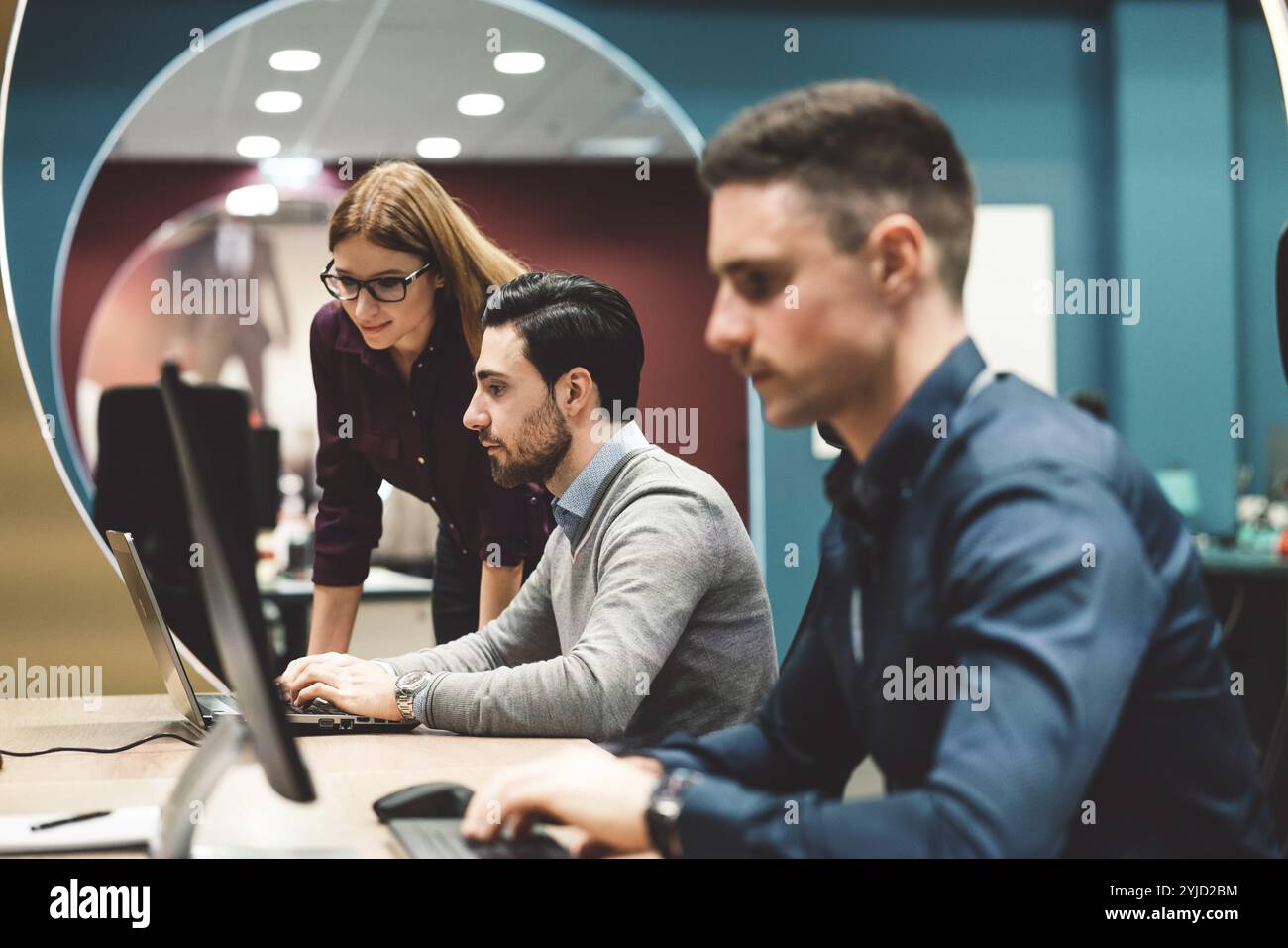 Start up company, young caucasian business people at work ...