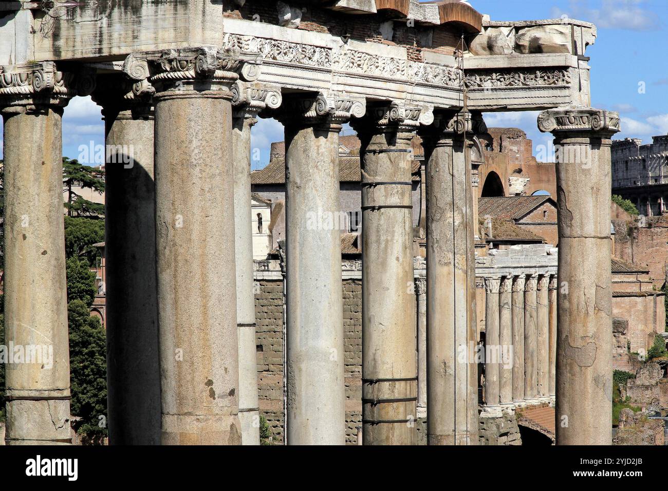 Saturn temples hi-res stock photography and images - Alamy