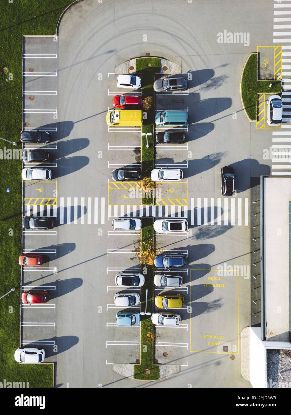Overhead shot building parking lot hi-res stock photography and images ...