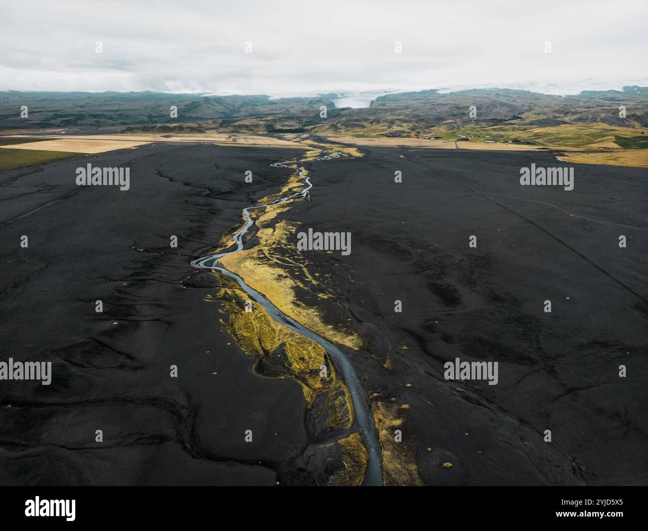 Black sand beaches in iceland hi-res stock photography and images - Alamy